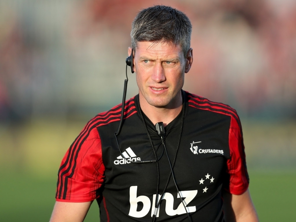 Ronan O'Gara backing Mitchell Hunt to fill fly-half void