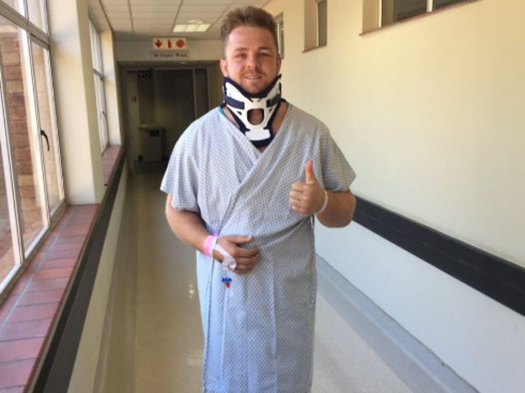 Sam Cane 'up and about' after neck surgery | PlanetRugby : PlanetRugby