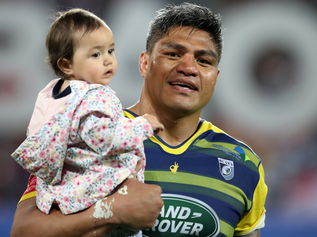 Video of the Week: Nick Williams' Christmas surprise | PlanetRugby ...