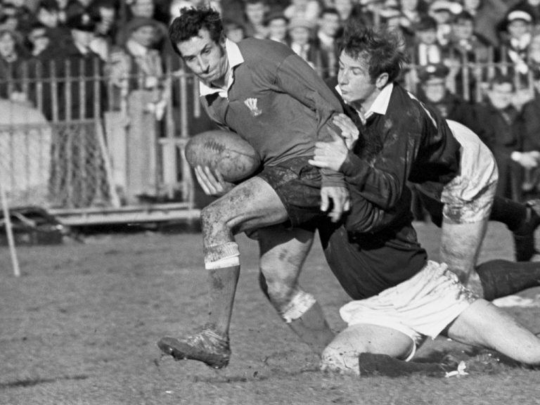 My rugby hero: Gareth Edwards | PlanetRugby