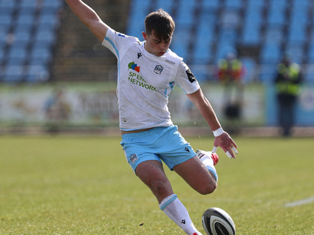Glasgow keep European hopes alive after edging Ospreys | PlanetRugby ...