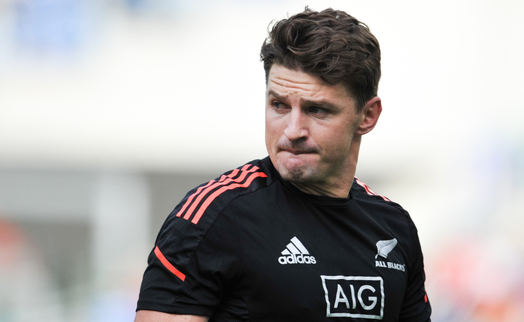 Beauden Barrett: All Blacks playmaker still suffering from head knock ...