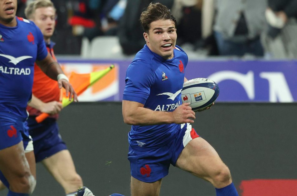 Antoine Dupont named World Rugby Player of the Year | PlanetRugby ...