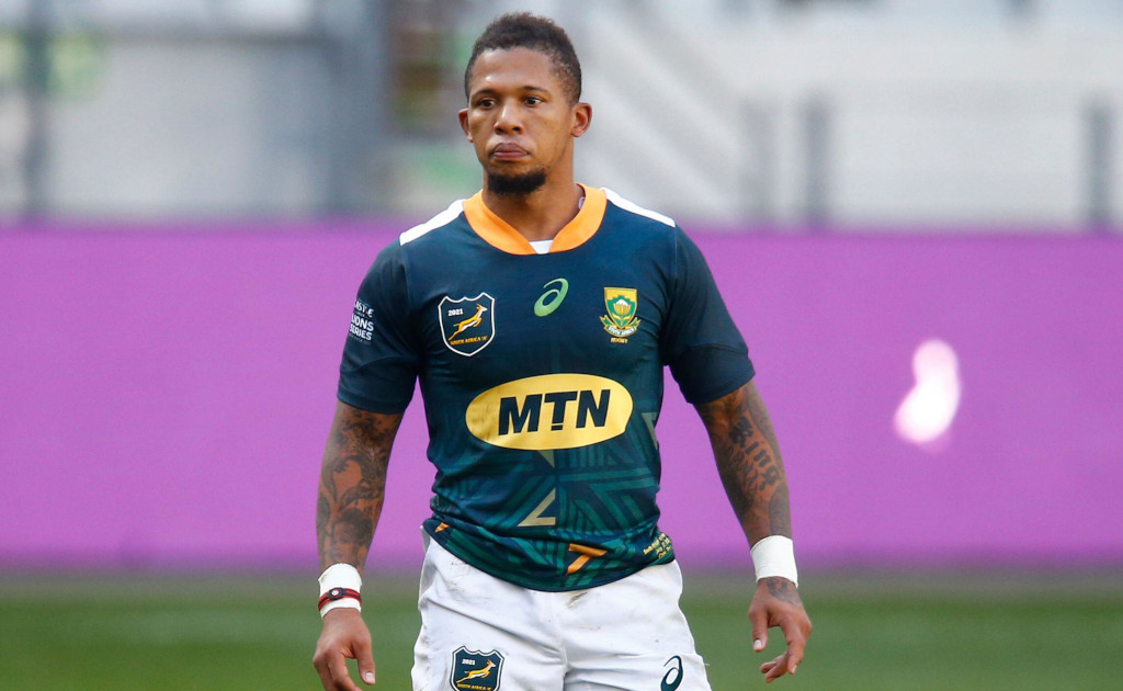Elton Jantjies: Springbok fly-half arrested at airport in Johannesburg ...