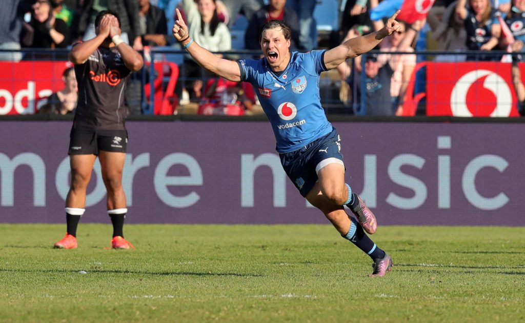 URC: Chris Smith the hero as Bulls pip Sharks in Pretoria : PlanetRugby
