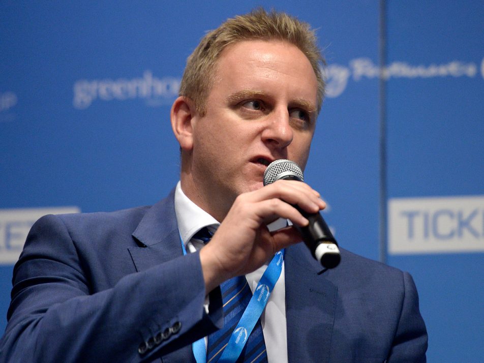 Alan Gilpin: World Rugby chief suggests lawsuit number smaller than 200 ...