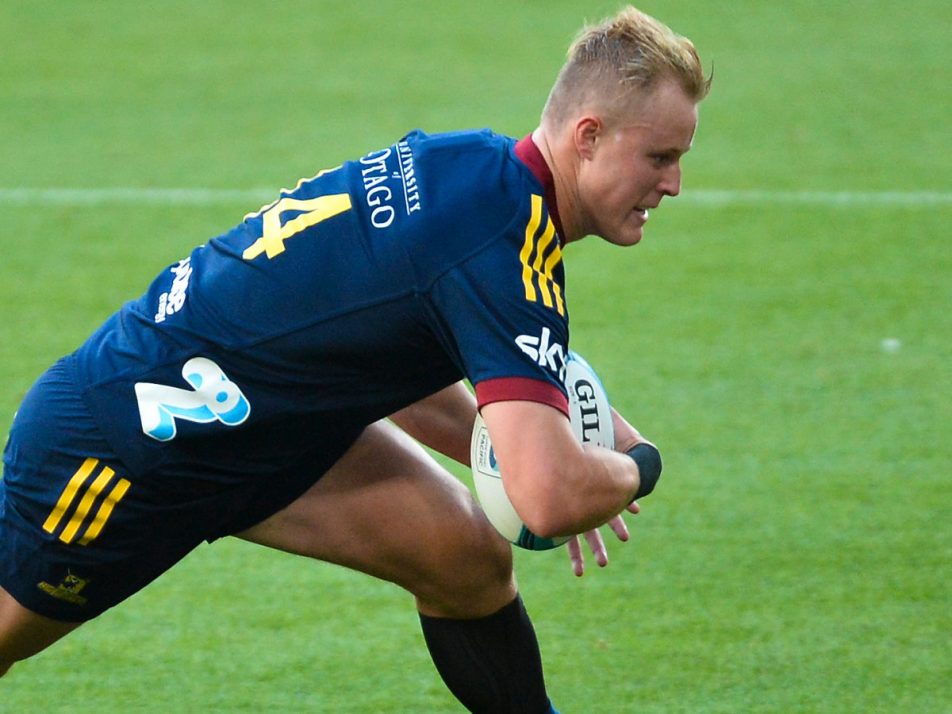 WATCH: Sam Gilbert stumbles before scoring try in Highlanders win ...
