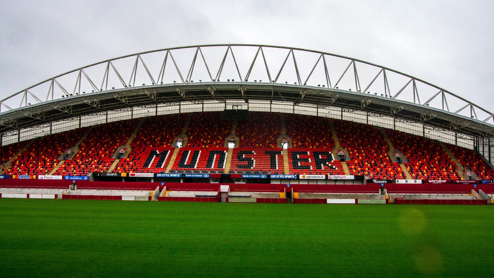 Munster elite performance officer Greig Oliver dies in paragliding ...