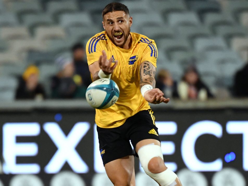 All Blacks scrum-half inks new Hurricanes and New Zealand Rugby deal ...