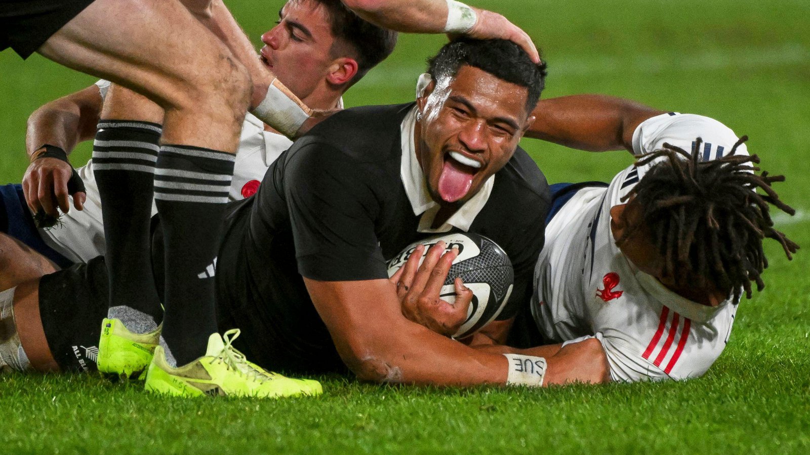All Blacks clinch series with emphatic victory over France in Wellington